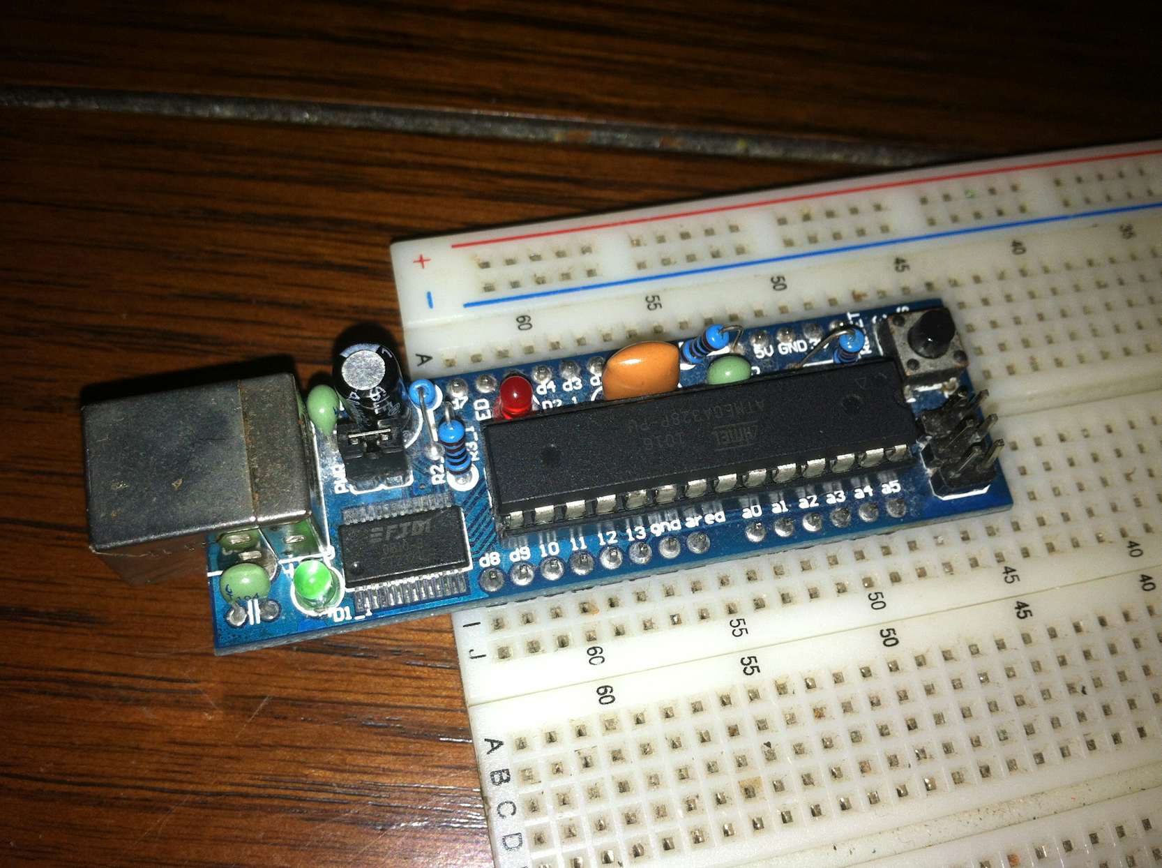 Breadboarding Boarduino - Xodus Tech
